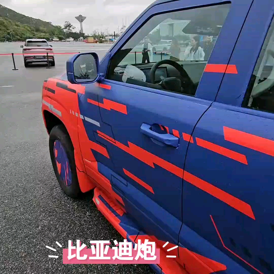 比亚迪炮来了,长城炮怕了,王传福笑了,魏建军哭了!