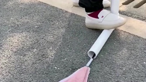 农村小伙发明的管道疏通神器,一番展示后,简直太好用了!