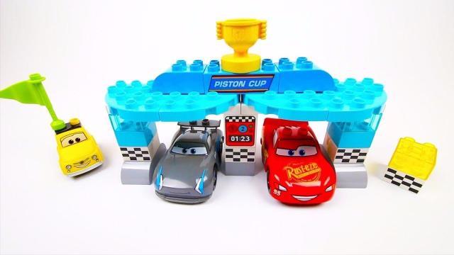 彩色积木玩具拼搭赛车比赛计时器