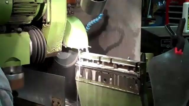 成型刀木工刨刀片自动磨刀过程