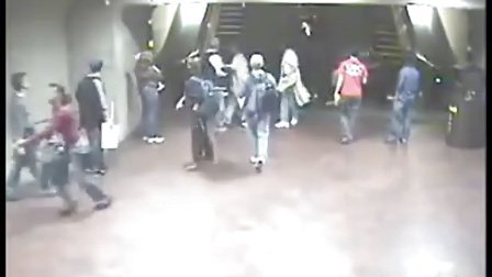 自动扶梯故障