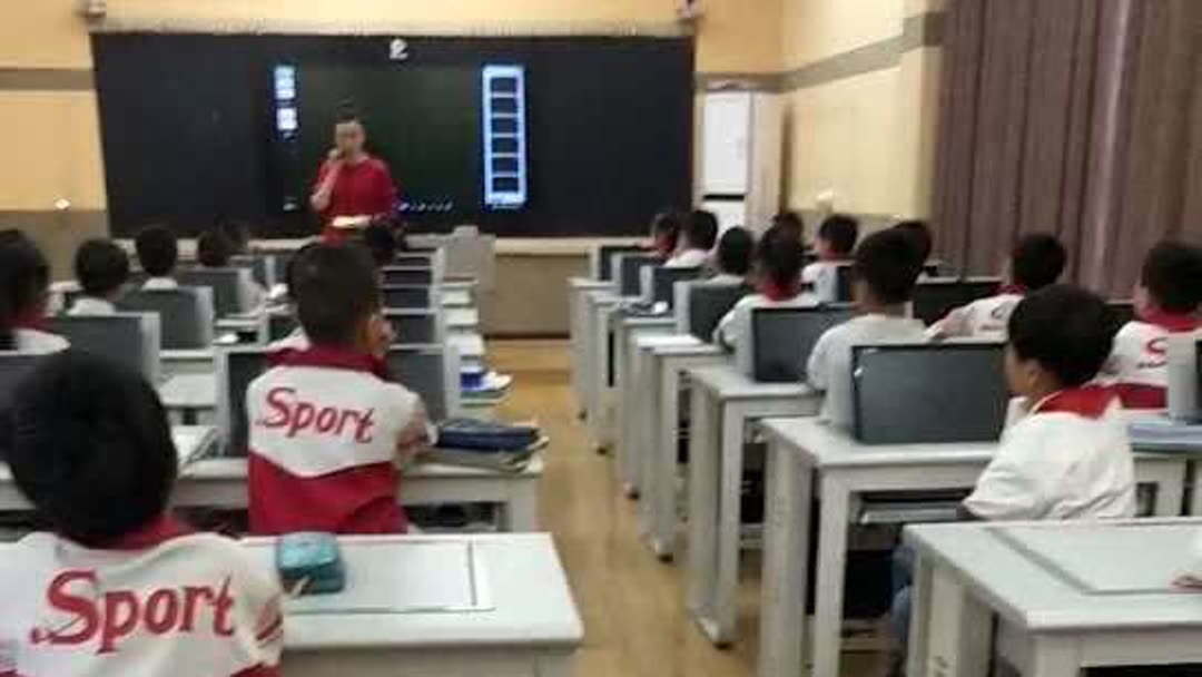 多媒体教室上课确实牛