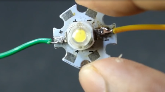 用灯泡制作光源传输数据,这技术连专家的叹服,你知道原理吗?