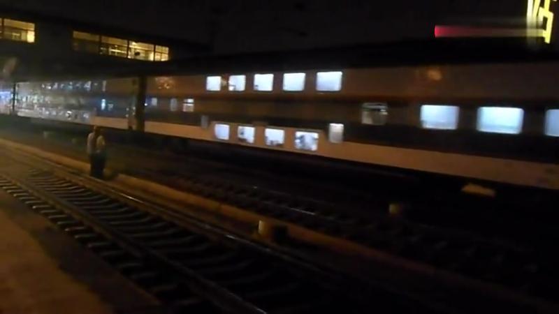 T56次列车守夜人