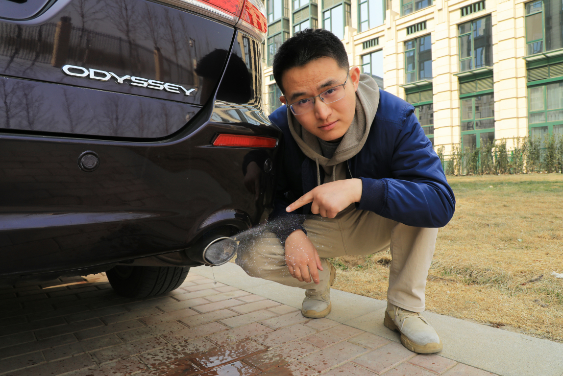 汽车小白必看!排气管滴水是车坏了吗?