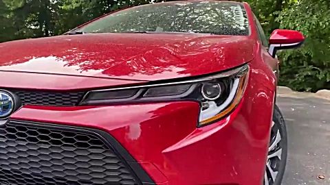 2021款丰田卡罗拉抢先实拍, 按下钥匙坐进后排, 才知道啥叫改变