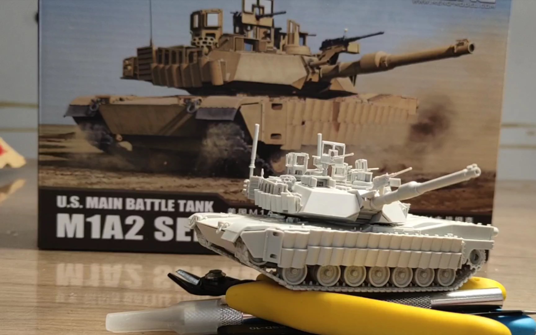 【沉浸式体验】M1A2坦克模型组装 1