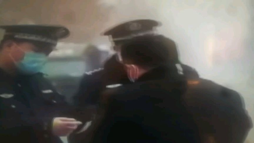 谁是最可爱的人,疫情当下,坚守一线的亲人们,你们辛苦了。