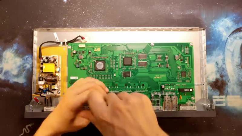 「004」华为S2700企业级二层交换机拆解