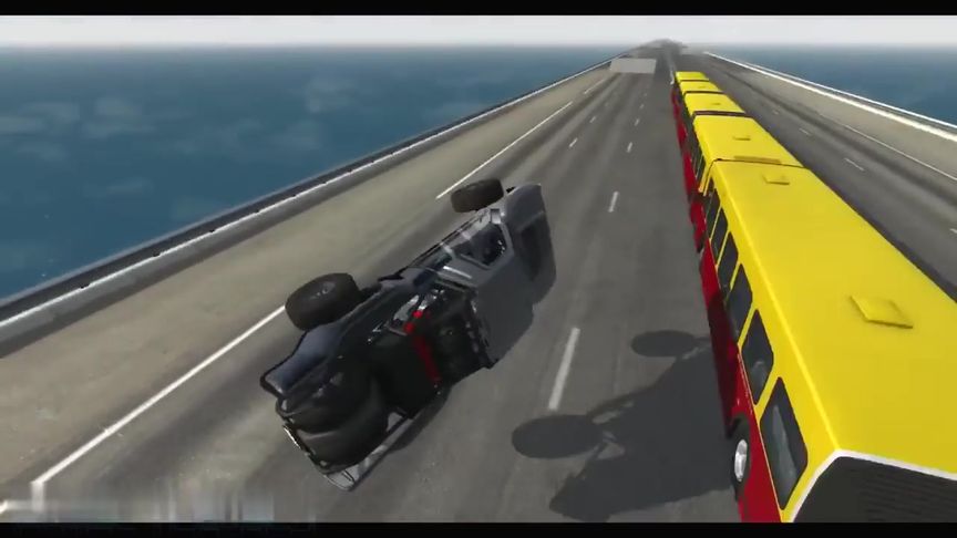 赛车游戏 越野皮卡跳过了长长的公交车