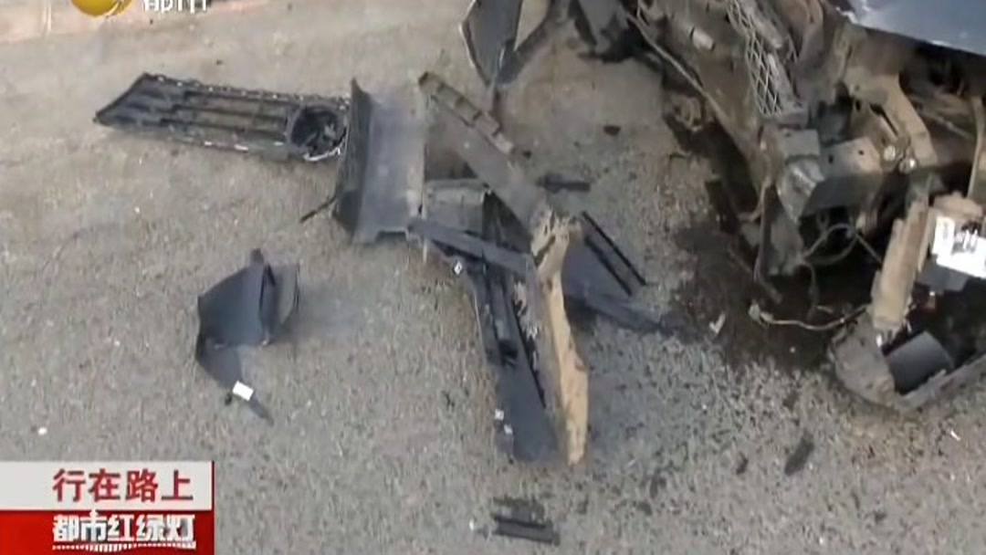 刹车不及出事故 经过事故现场多注意