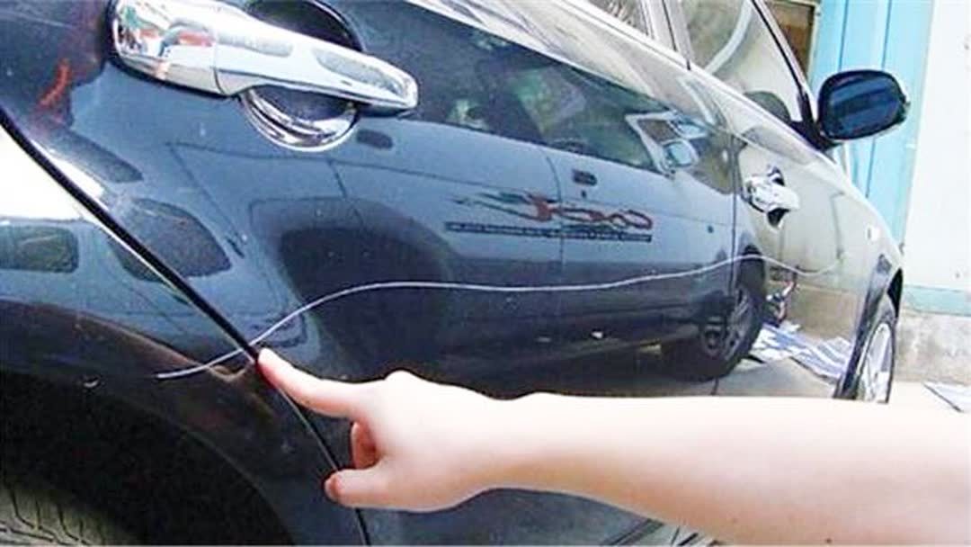 汽车满身划痕,老司机却不去处理,道理很简单,知道后就不纠结了