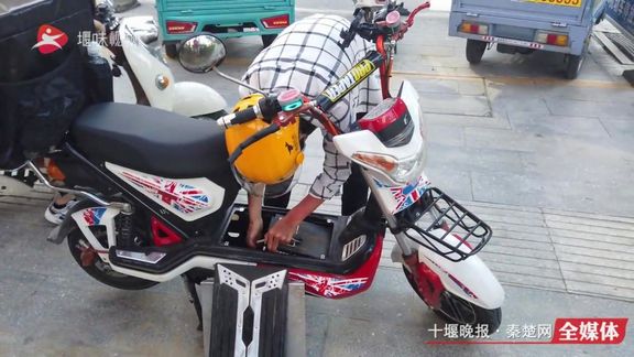 共享电池亮相十堰街头,电动自行车1分钟满电