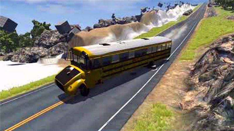 拟真车祸模拟:汽车遇到障碍物引发交通事故,看得心惊肉跳!