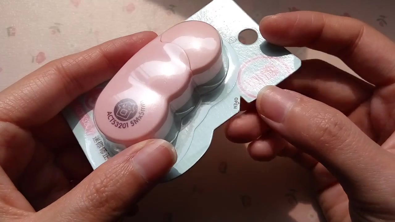 #手帐视频#文具控开箱:晨光糖豆修正带(微博@孙琳Angelina)