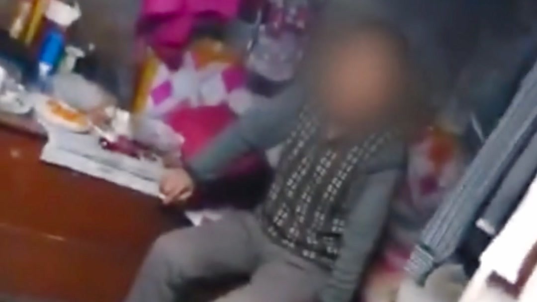 惊!村里发酒精消毒男子当酒喝掉:我困难买不起酒