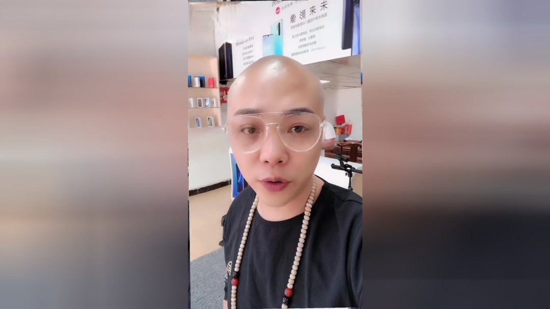 ...处理算法技术非常雄厚,在同等光照条件,同等像素下,色彩、白平衡、...