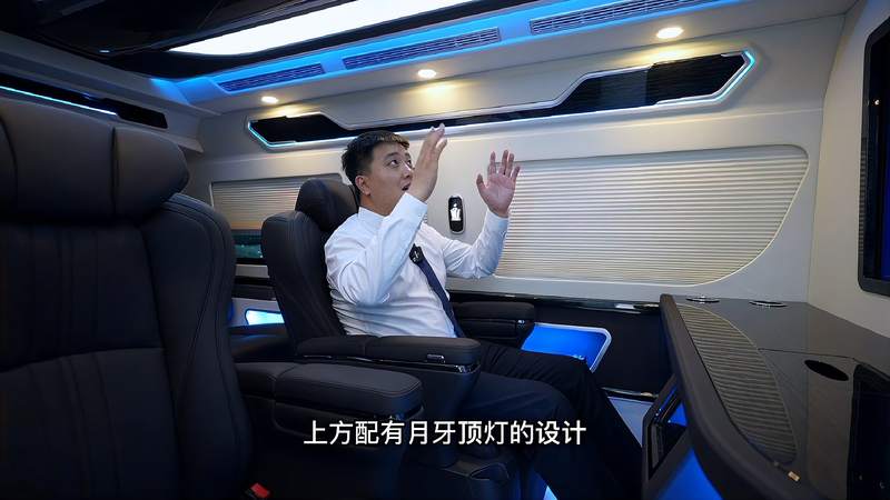 丰田海狮七座皇冠威尔法版2022款