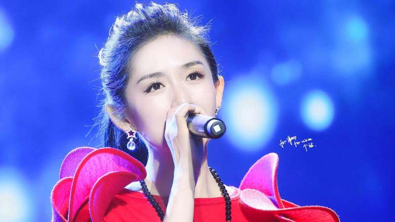 盘点谢娜高能模仿秀,神还原可云抖下巴重现江湖,搞笑模仿宋慧乔