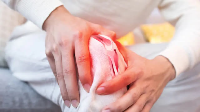 骨科医生3个给膝盖"加压"的动作,却有很多人一直在做