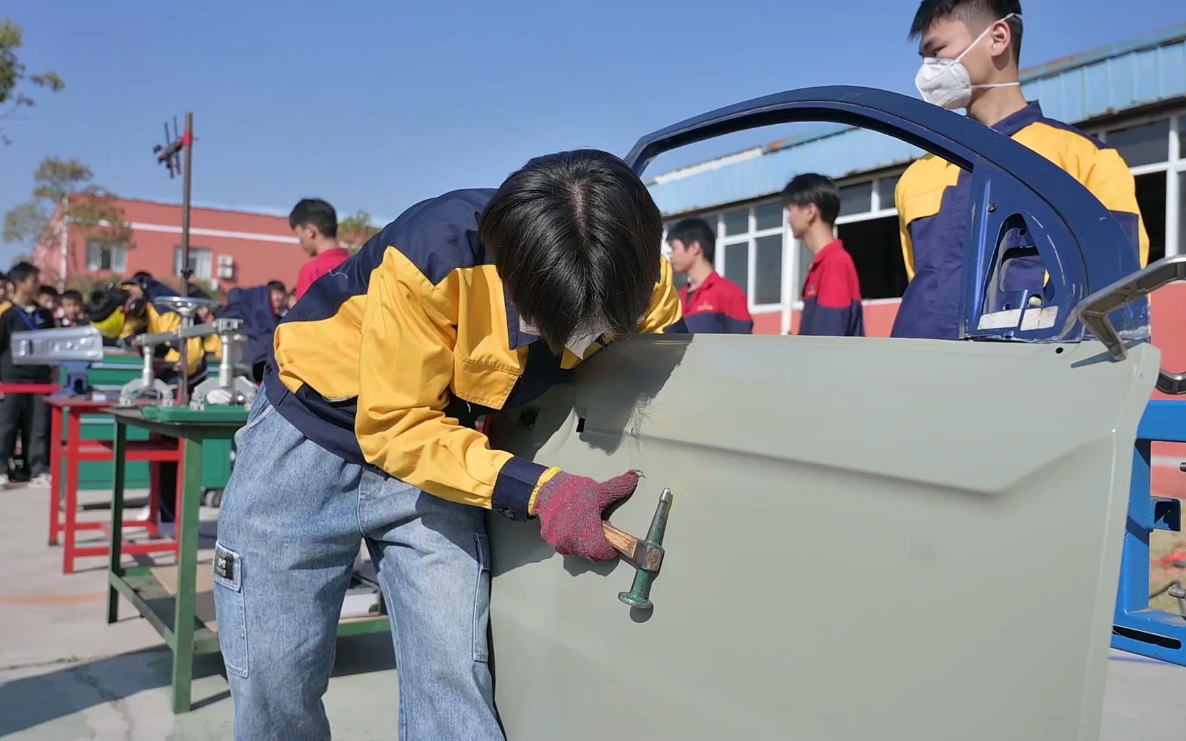 康展汽车运用与维修专业技能展示