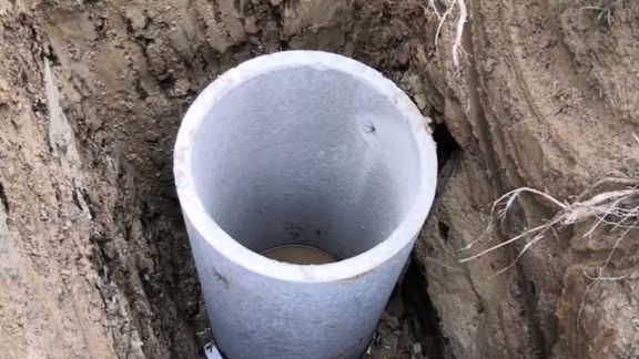 一根这么大的管子干啥用的?在农村用处很多,这只是其中之一。