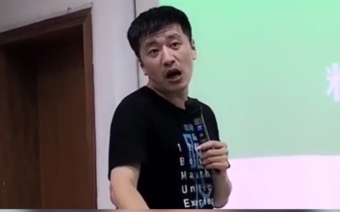 你睡了吗?论文写完了吗?查重过了吗?能毕业吗