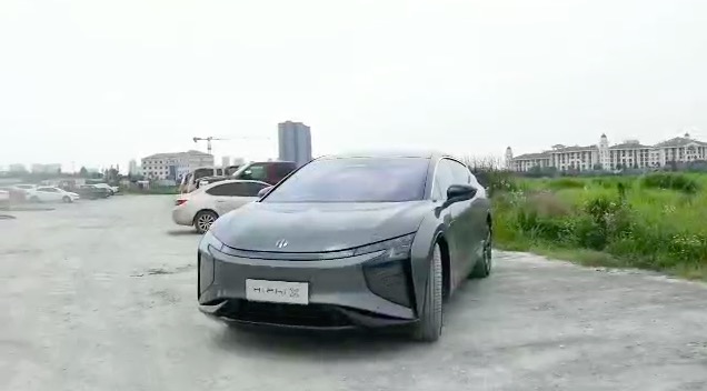 国产最贵电动车高合HiPhi X,到底值不值得买?