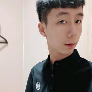 努力生活的玩偶呀 