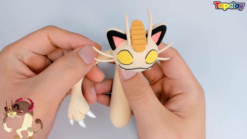 手工师用粘土捏了个神奇宝贝的手办,步骤很简单,你可以学一下