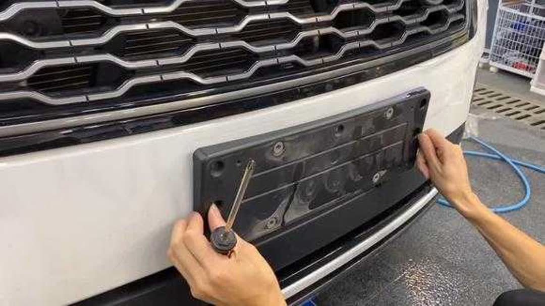 #撸车日常 #汽车文化 揽胜纯手工透明保护膜装贴作业(上集)