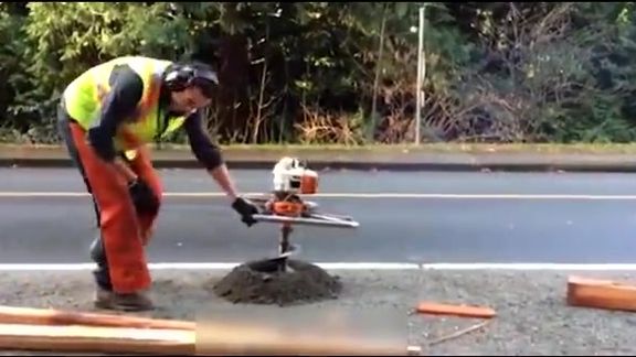 难怪国外的修理工薪水那么高,原来设备不好控制