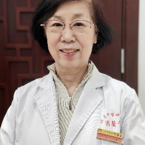 首都国医名师王玉英 
