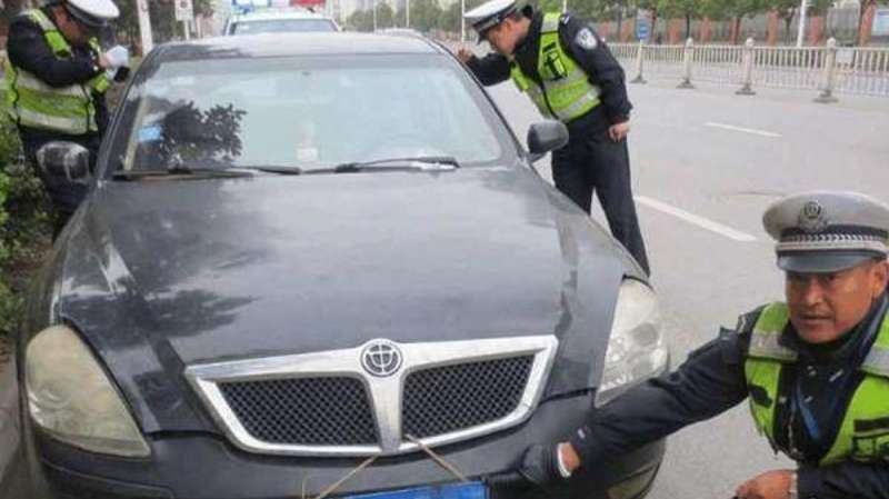 这五项交通违章终于不再扣分,改罚钱了,网友:分分钟罚到破产