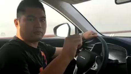 长安欧尚X7 自动泊车 让你成功炫技