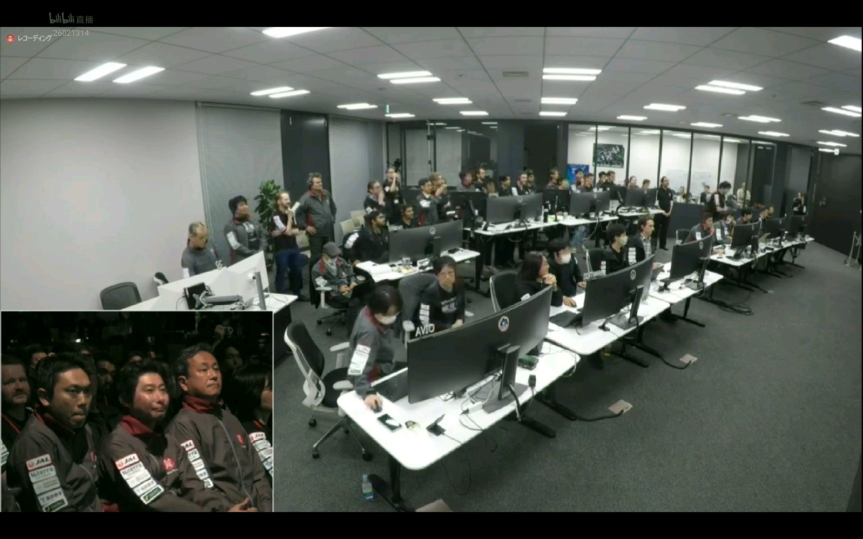 日本月球探测器Hakuto-R着陆失败,测控大厅一片寂静。