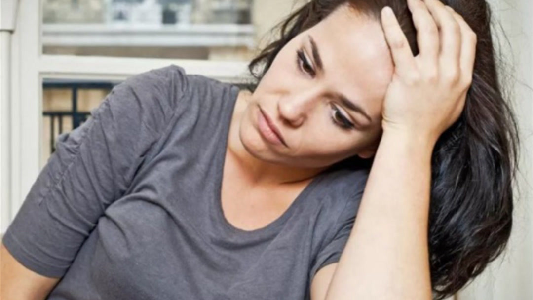 女性变老是有征兆的,最明显的变化在下半身,别再不承认了