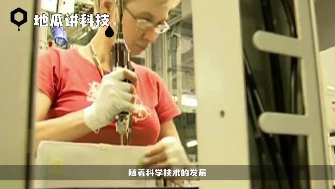 电脑卡顿需要更换配置,升级系统和硬件吗?