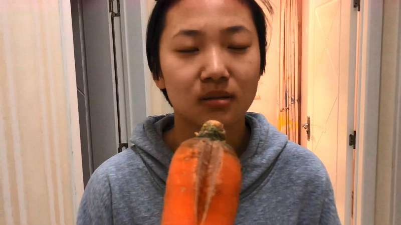 在网上特别火的钉钉,为什么评分只有14分呢?来听听妹妹怎么说