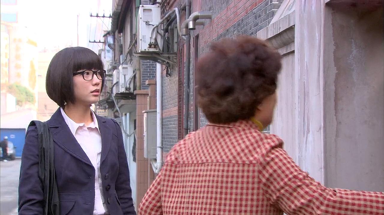 杜拉拉升职记:大妈在门口着急坏,不知道发生了什么事