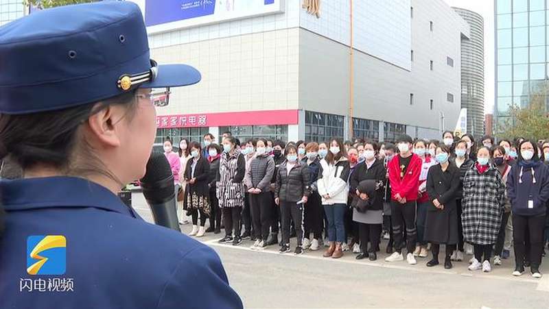 威海荣成市开展“119消防宣传月”主题宣传活动