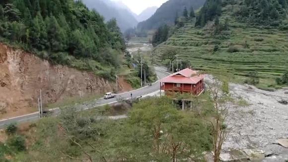 农村自建房大门最好不要朝向这些地方,在风水学上来讲是很不好的