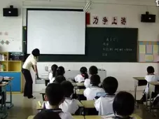 人教版语文第六册第四单元习作教学实录_6[www.raoyangputao.net]