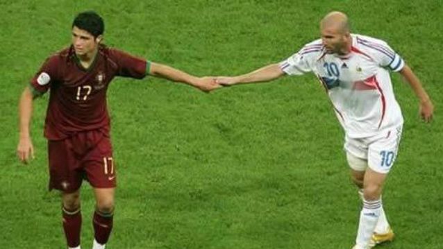 经典回顾-C罗vs法国06年世界杯,这两次眼泪足足过了10年
