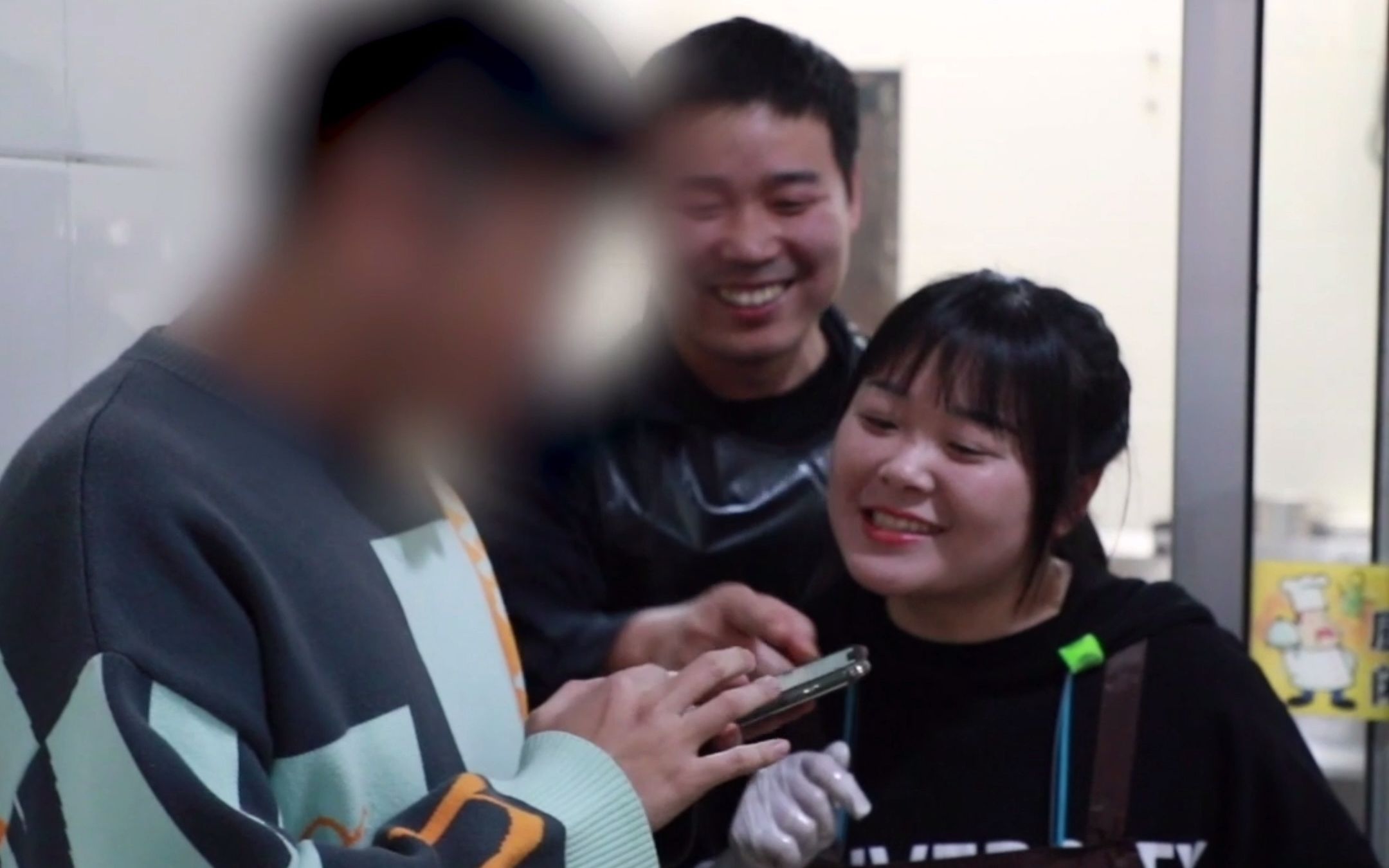 他来了!温岭“花2700元吃面”的顾客来了!