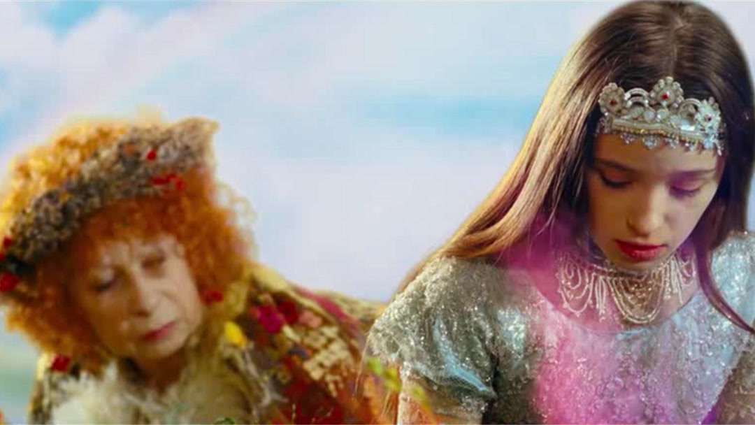 男子解救美人鱼,人鱼丈夫送了份答谢礼,没想到派上了大用场