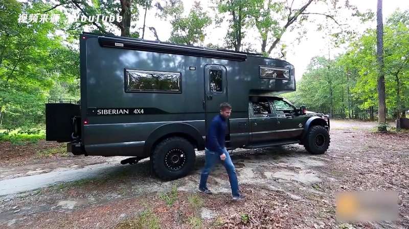 4×4福特越野皮卡房车,完美空间布局,这个大床爱了!