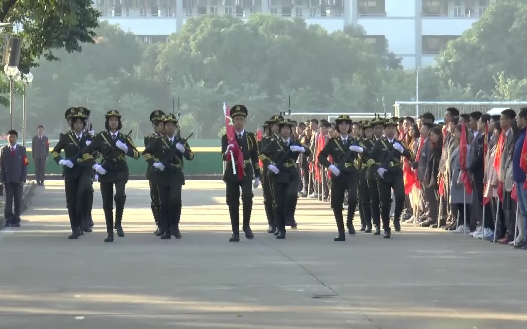 中山市小榄中学20201207升旗仪式视频