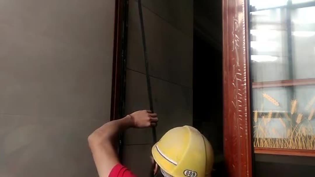 安装几万元推拉门技术培训教学视频