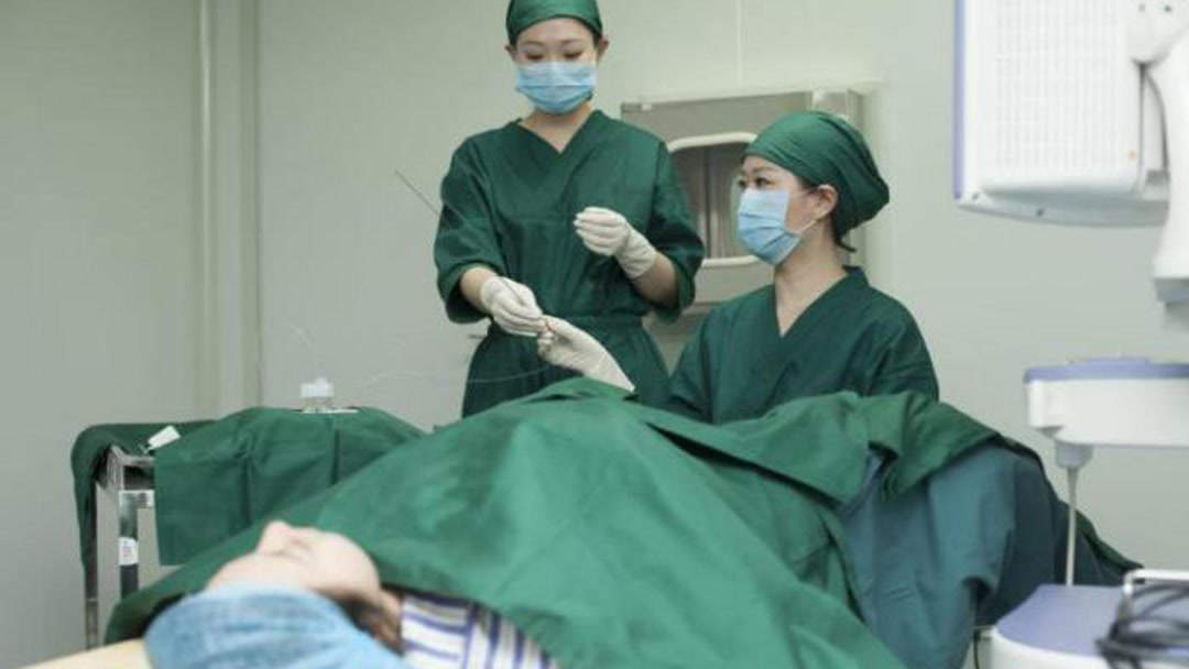 做试管婴儿全过程,心疼妈妈,为啥取卵子这么疼?